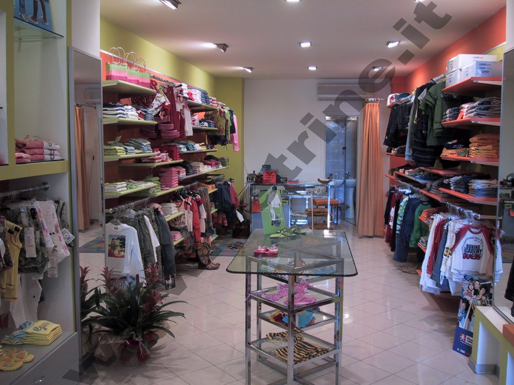 Arredo / Allestimenti Foto realizzazioni GSN Centro Negozi