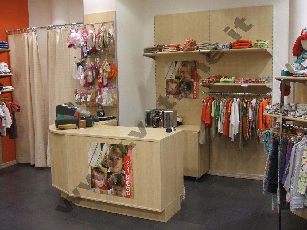 Arredo / Allestimenti Foto realizzazioni GSN Centro Negozi